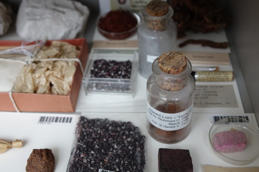 將世間的珍奇顏料都蒐藏盡！哈佛大學博物館收藏的 The Forbes Pigment Collection - POLYSH