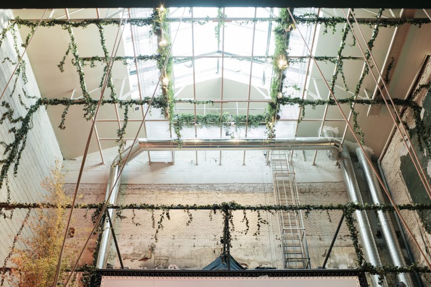 前情色電影院的藝文蛻變：馬德里 Sala Equis，從聚焦情色到放映生活新視野 - POLYSH