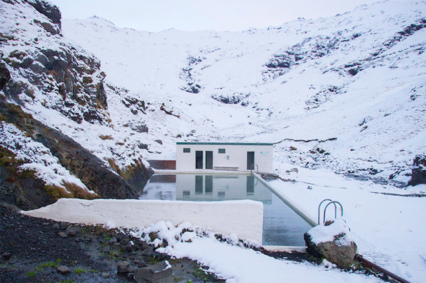 跨越墨西哥海灘直到冰島山谷，將全世界最酷的游泳池一次集齊 - POLYSH